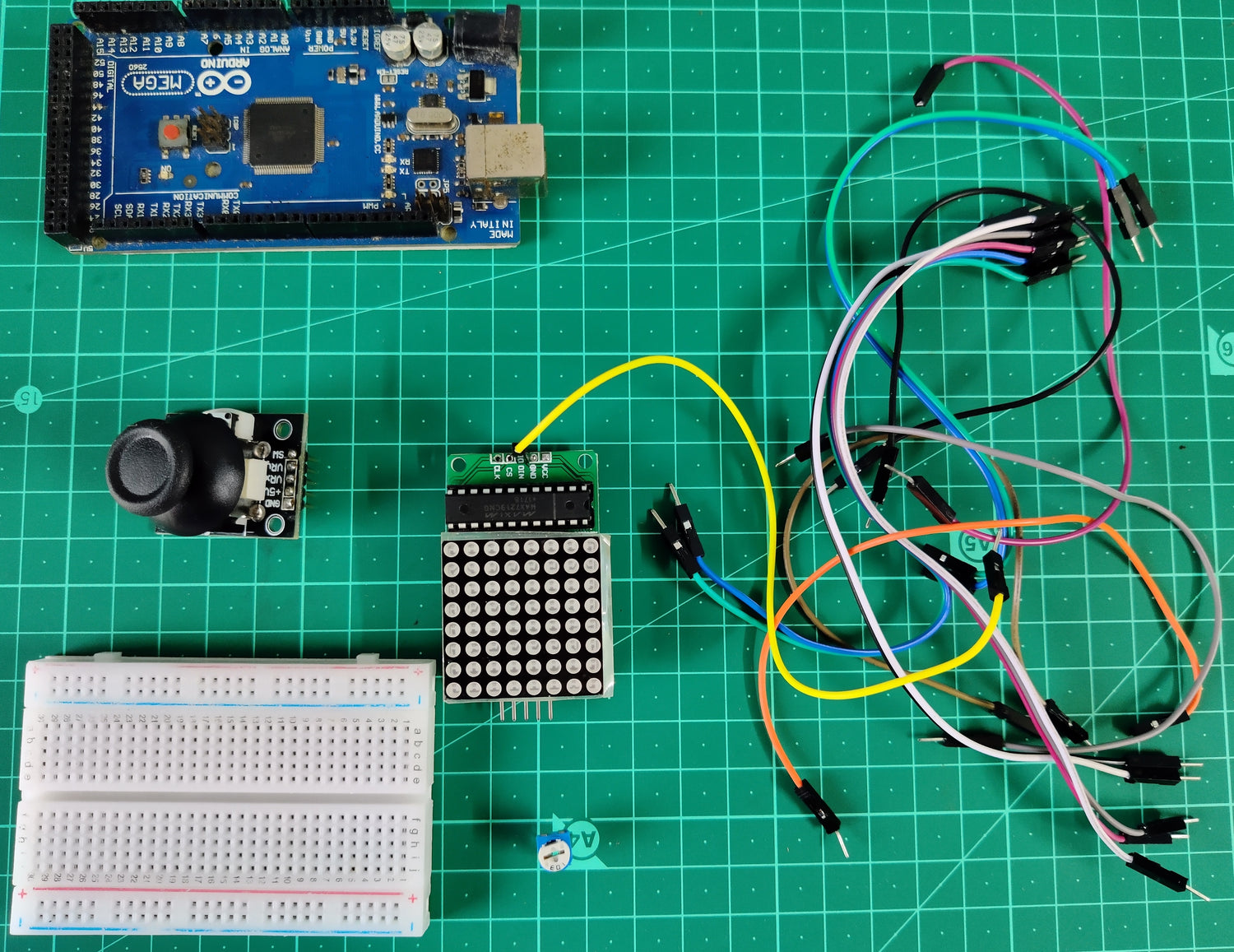 What is Mini Arcade Snake Game | What Components Required To Build It ...