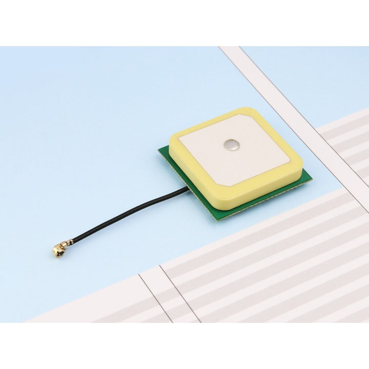 GNSS Active Ceramic Positioning Antenna - 50 Ohm 21 dBi RHCP Multi ...
